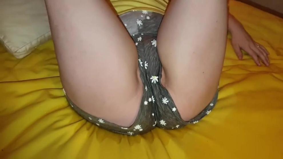 Alice Cute Bedwetting Compilation 20 Minutes Of Non Stop