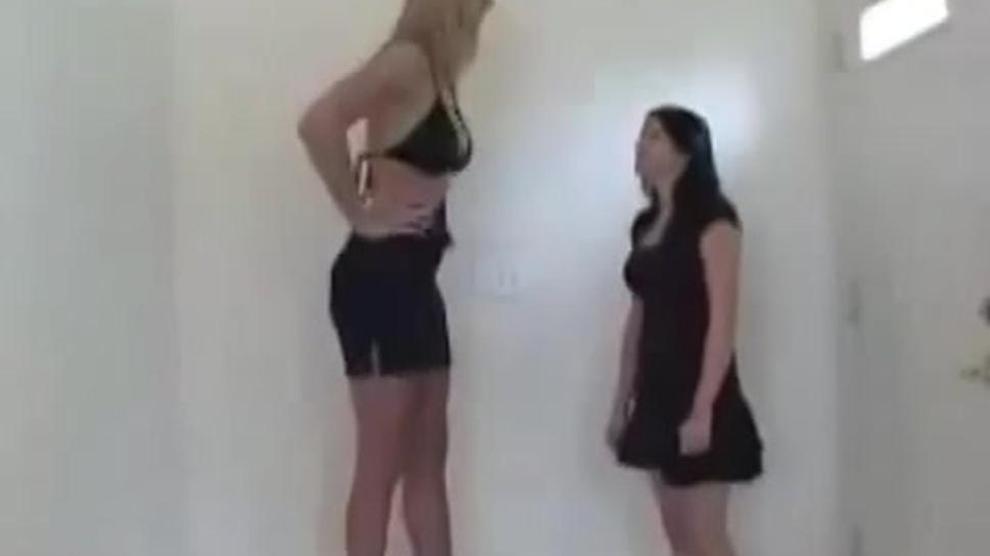 Cassidy Heights Tall Sexy Woman With Short Gf Porn Videos