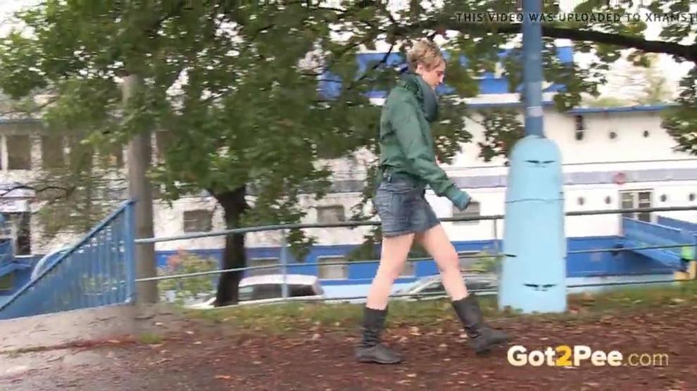Public Pissing For Desperate Blonde Porn Videos