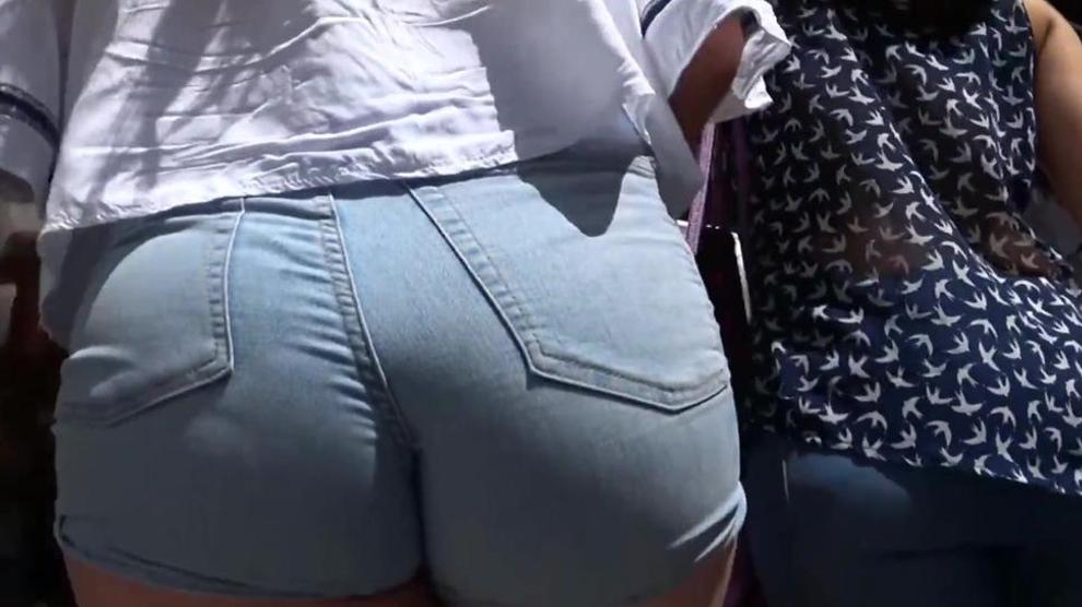 Pawg Teen In Tight Jean Shorts Bubble Butt Porn Video