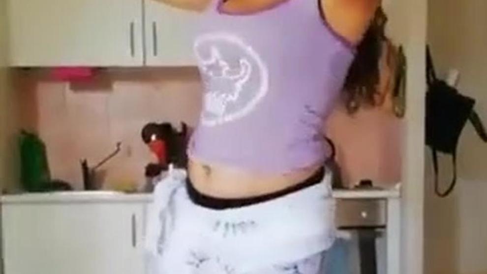 Egyption Girl Dance In Home