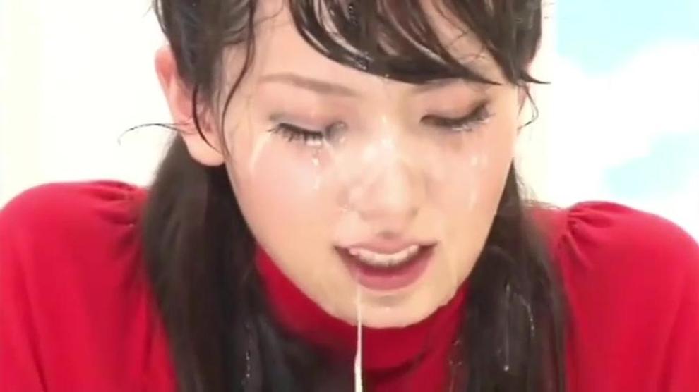 Naked News Reporter Japanese Yui Hatano
