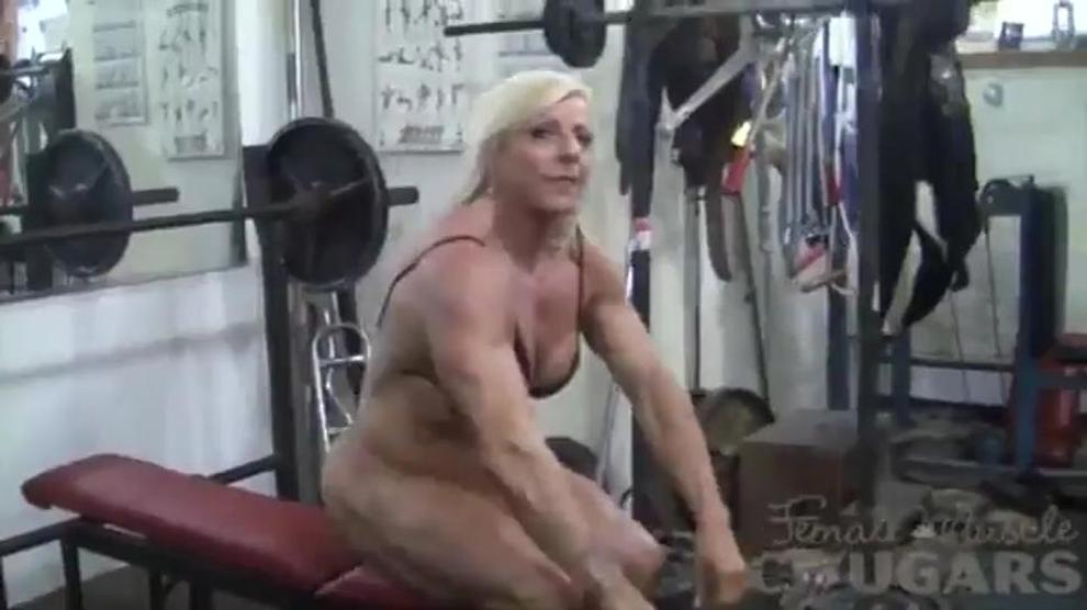 bodybuilder - Tnaflix.com