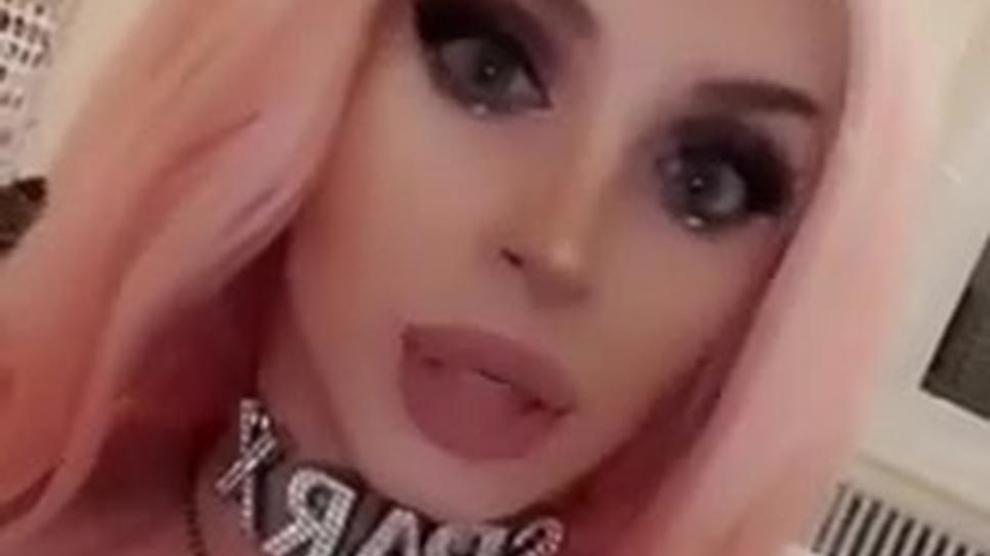 Giantess Transgender