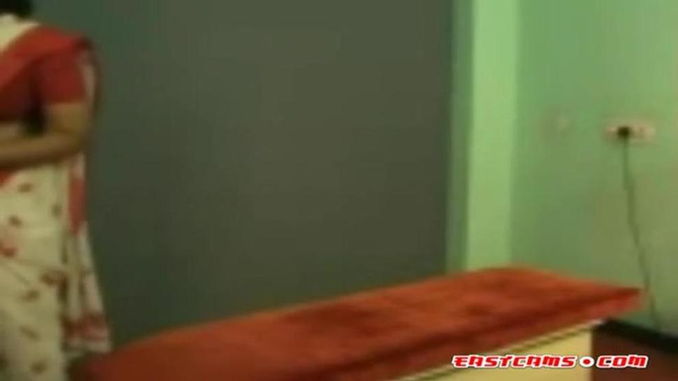 Indian Aunty Having Sex At Workplace 1679
