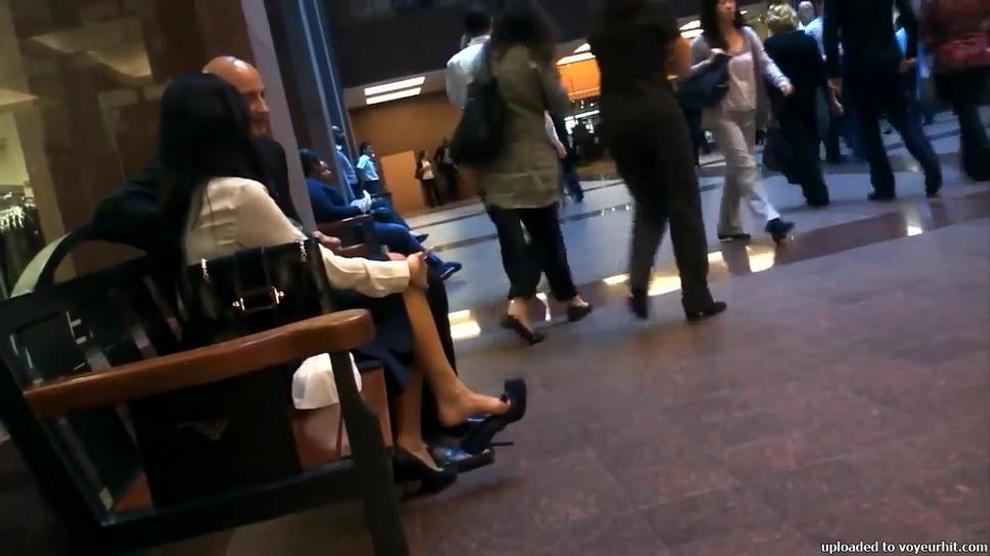 Candid Asian Business Lady Feet Shoeplay Dangling In Pumps