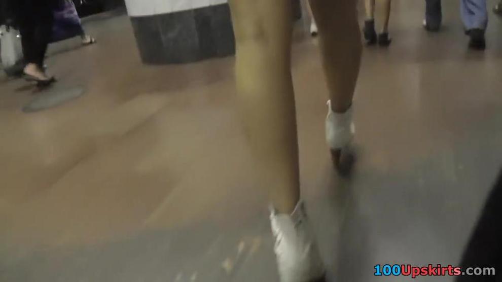 Classy Subway Upskirt Footage