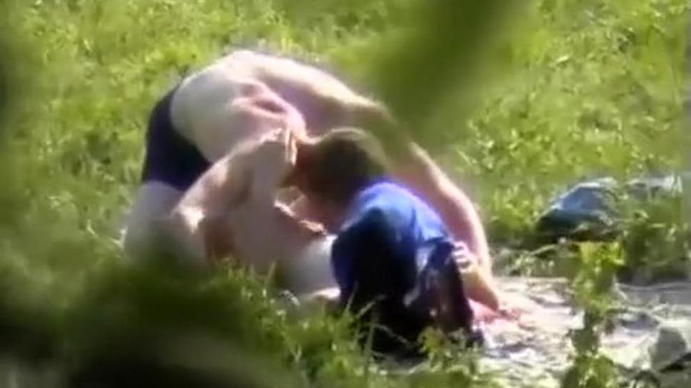 Enthusiasts Having Sex About The Lawn Gets Secretely Record