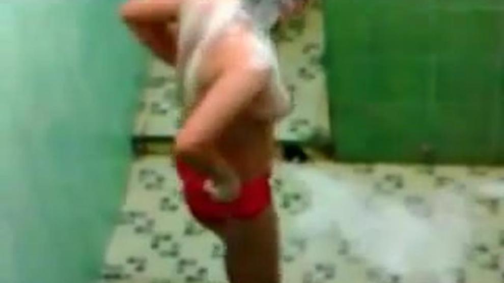 Espiando Vecina Peruana 1