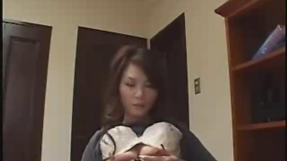 Lucy Liu Look Alike