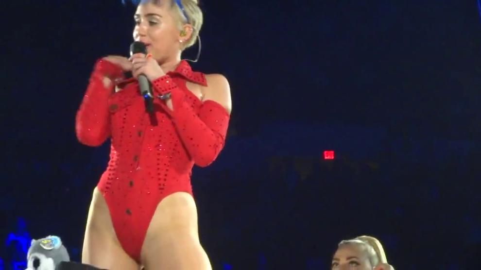 Miley Cyrus Hot 1 Porn Videos