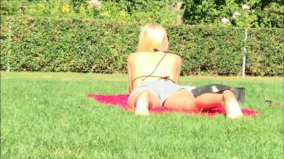 Candid Feet 1 Sunbathing In The Park Faceshot