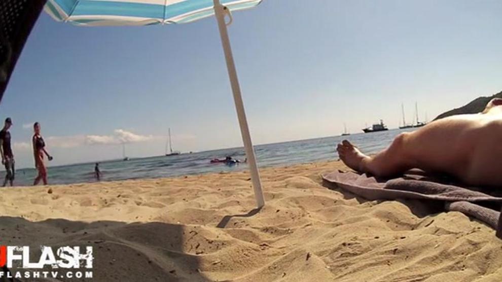 Public Beach Flash Porn Videos 8225