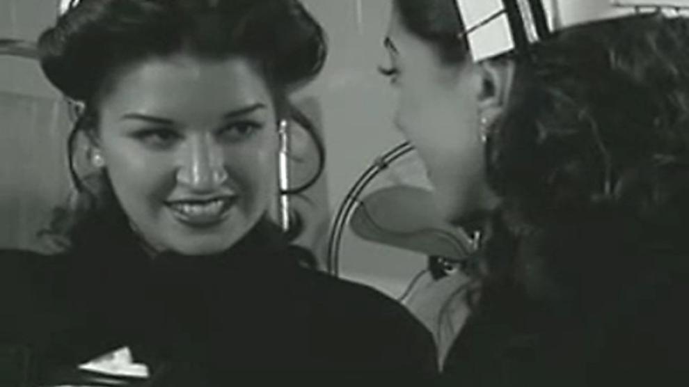 Retro Lesbians Porn Videos