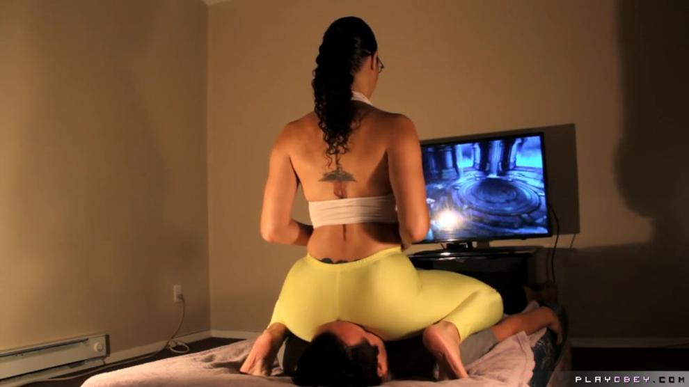 Yellow Spandex Facesitting