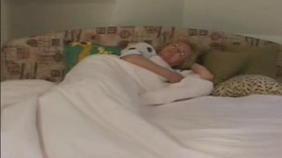 Granny In Pantyhose Porn Videos