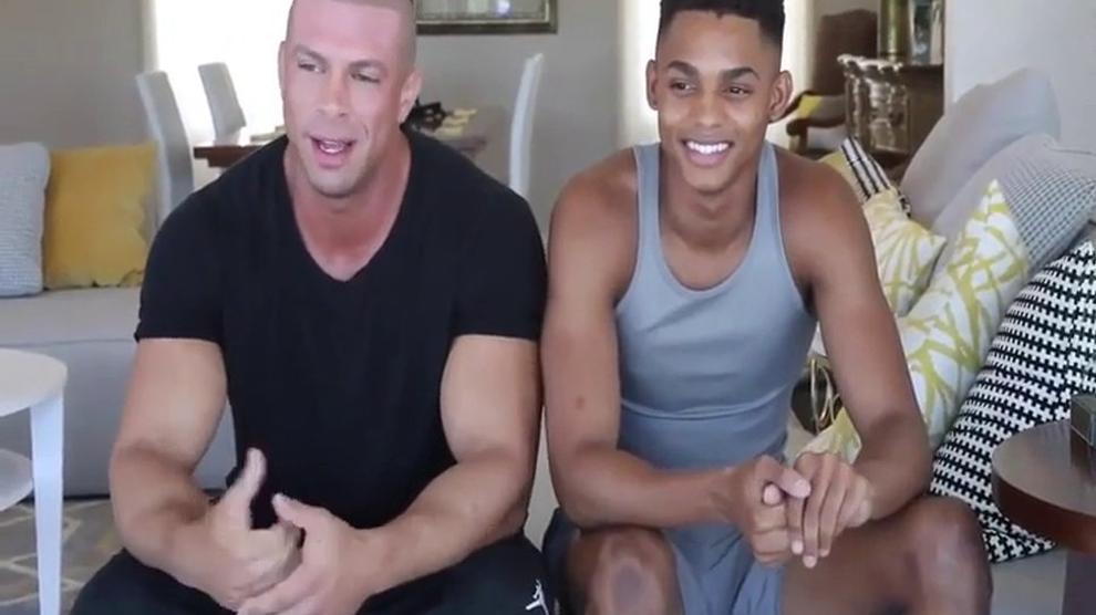 Sean Costins Ian Borne Porn Videos 3021