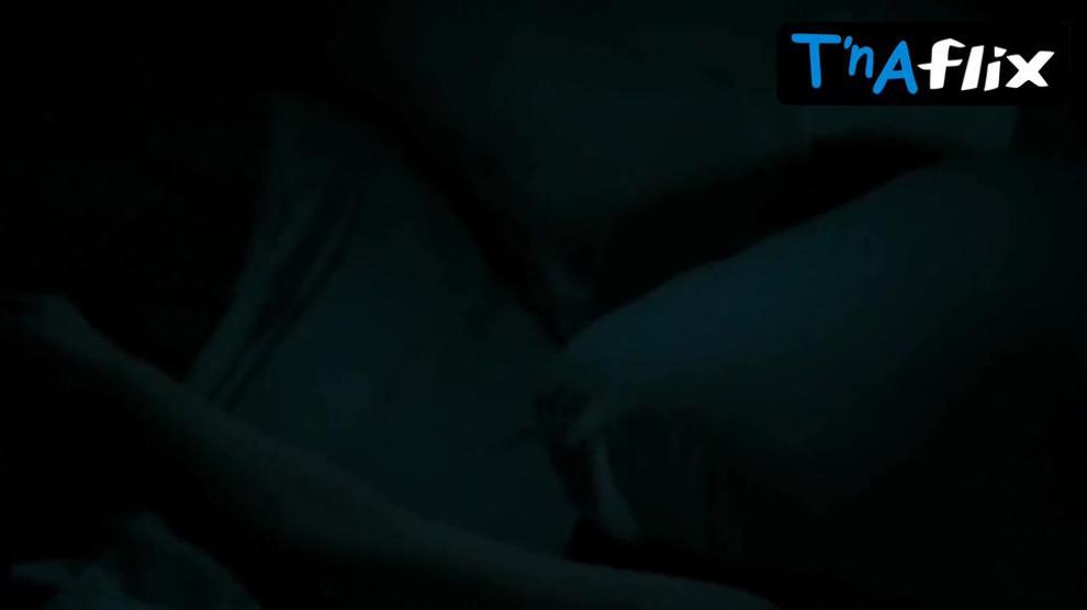 Emily Browning Breasts Scene In Plush Porn Videos