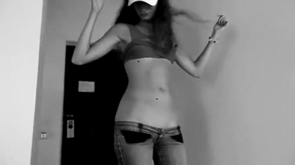 Low Rise Jeans Ass Posing
