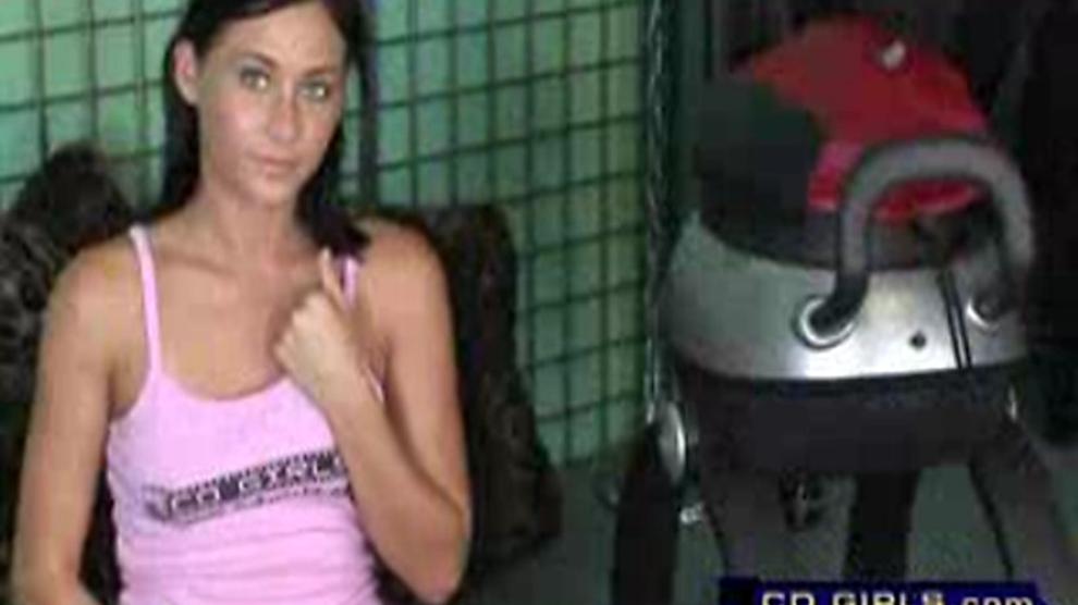 Sex Saddle Machine Ride From A Cute Amateur Porn Videos