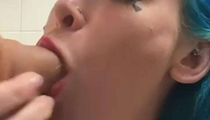 Public Restroom Masturbate 001 Tnaflix Porn Videos