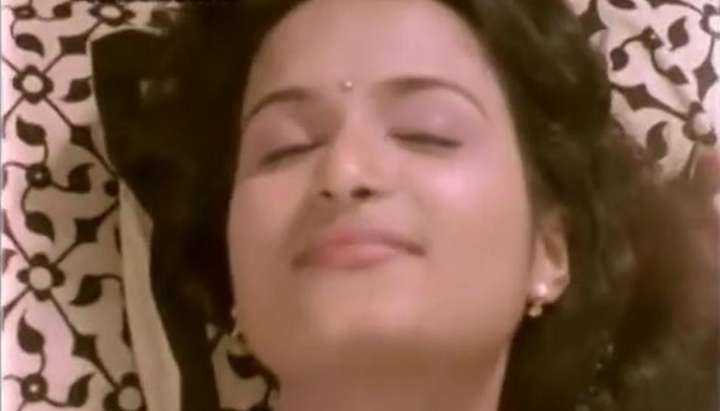 Mallu Teen Couple Very Hot Sexy Scene Uploaded By Venkatmaths Tnaflix Porn Videos