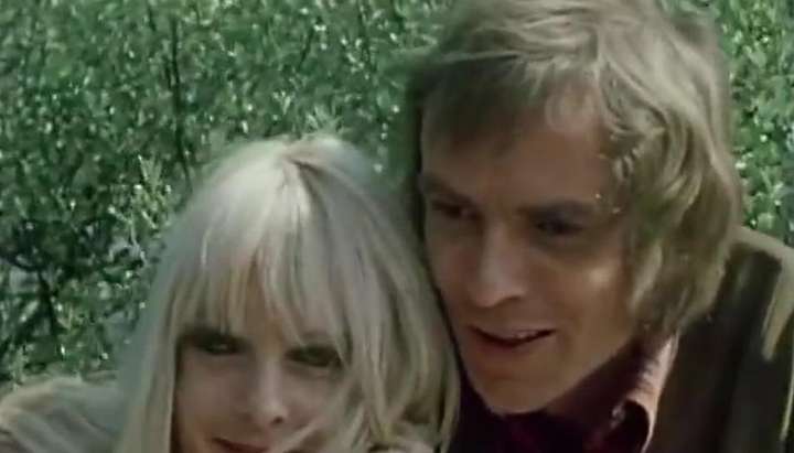 Verfuhrerinnen Report 1972 Softcore Porn Tnaflix Porn Videos