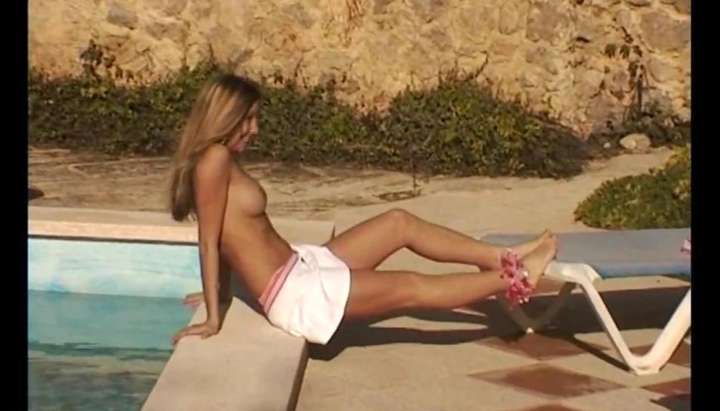 Pool Side Stripping Tnaflix Porn Videos