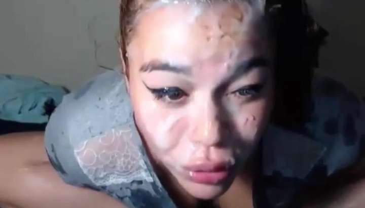 Hot Curvy Cam Model Squirts 3 Times In The Shower Best Record Tnaflix Porn Videos