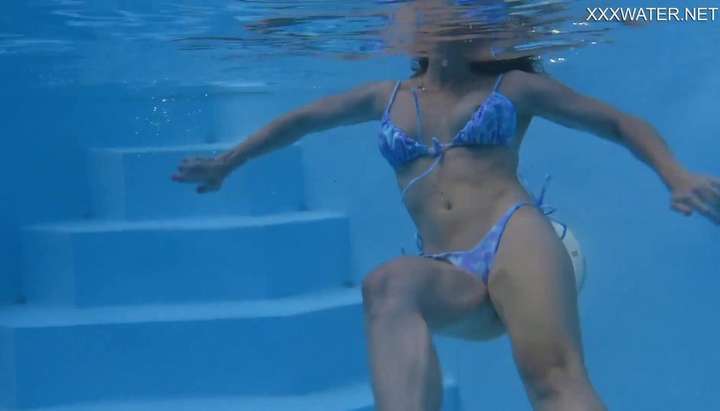 Swimming Pool Teen With Big Tits Anastasia Swimming Naked Tnaflix Porn