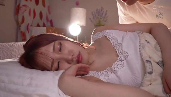 A Serious Gal Idol Who Fell Into A Sex Swamp With A Desperate Adhesive Creampie Decensored
