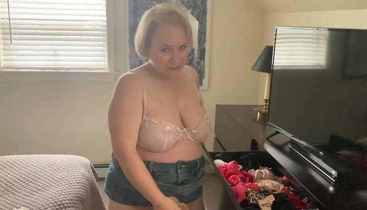 Brandis Digging In My Bra Drawer Masturbating Tnaflix Porn Videos